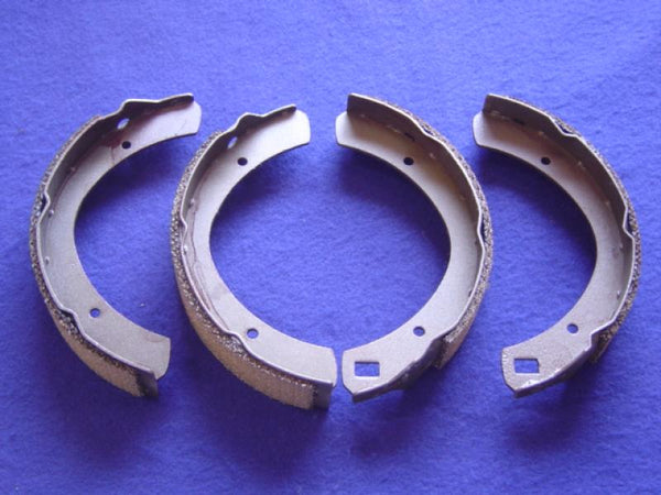 Datsun Roadster & Fairlady, 410 & 411 Woven Performance Rear Brake Sho ...